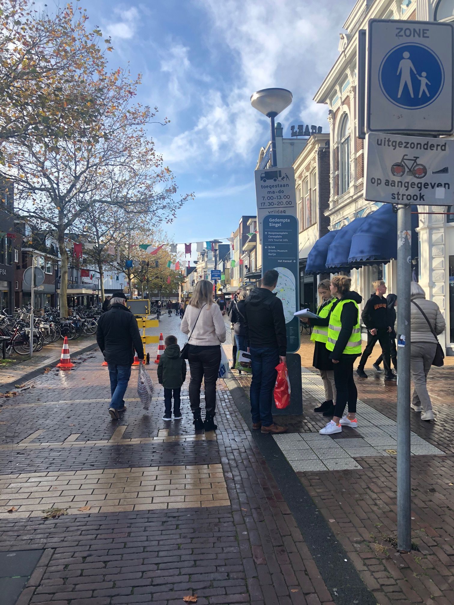 Pedestrian wayfinding in city centre of Assen
