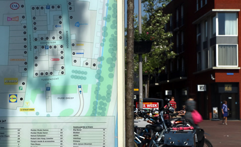 Shopping center wayfinding system in Waddinxveen